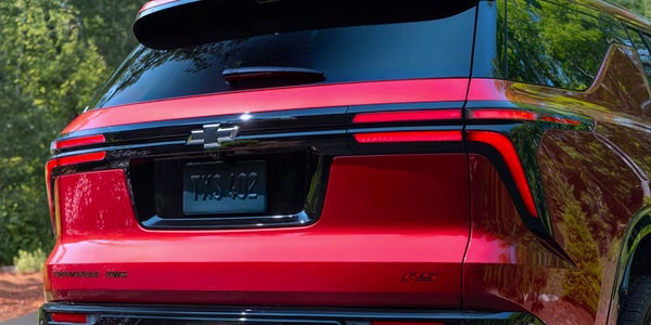 All-New 2024 Chevy Traverse | Three-Row Mid-Size SUV